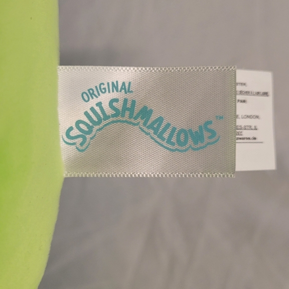 Squishmallows | Toys | Nwt 8 Sunny The Blacklight Bee Squishmallow ...